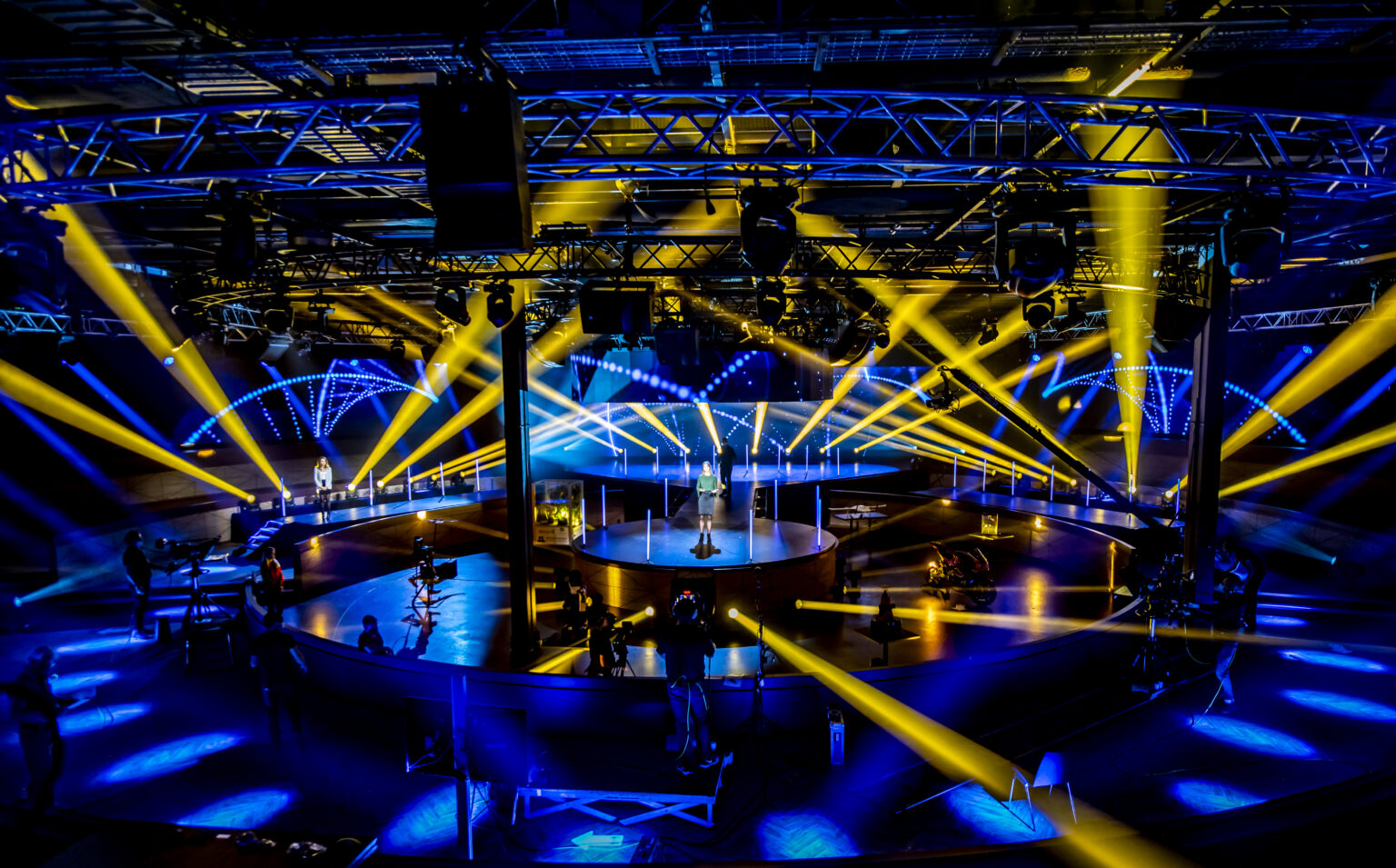 De enige echte Dinnershow Grandeur is terug in Studio 21 - Media Park Hilversum | Media Park ...