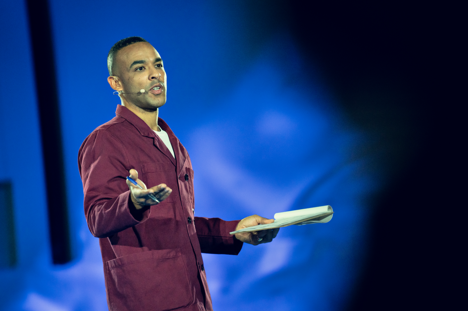 Dutch Media Week Award gaat naar Ikenna Azuike - Media Park Hilversum ...